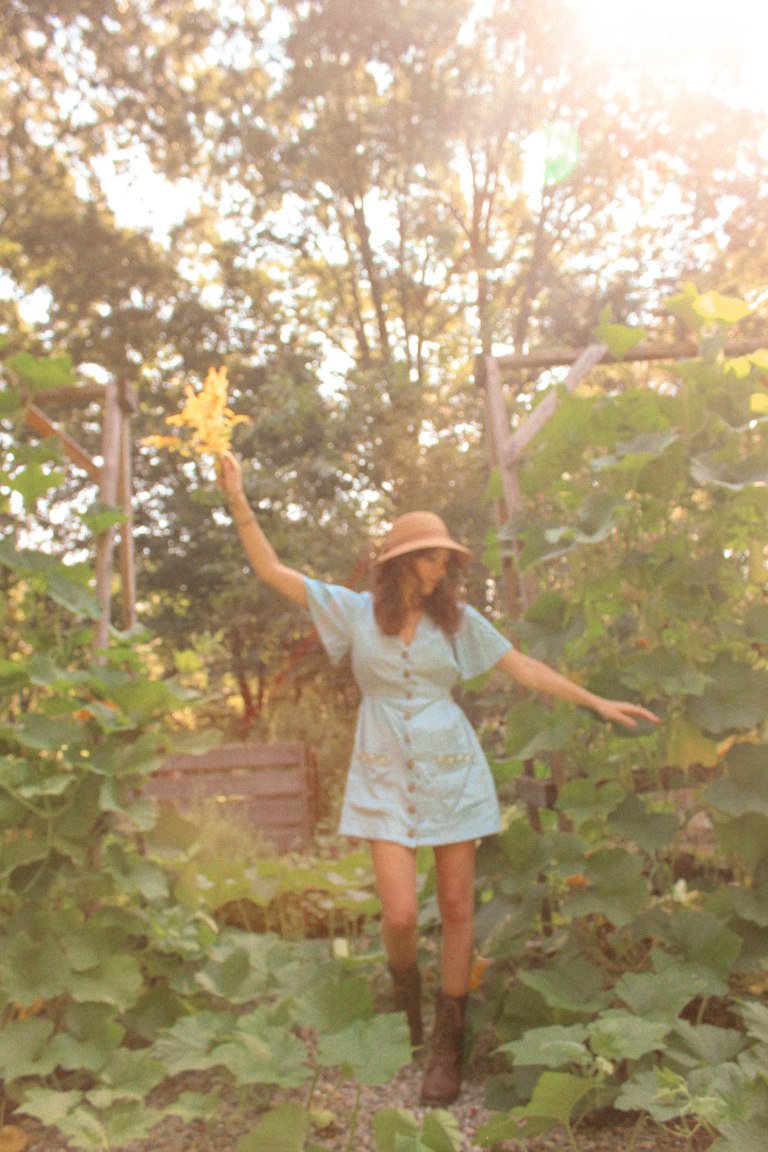 little blue dress | art by jordan rae